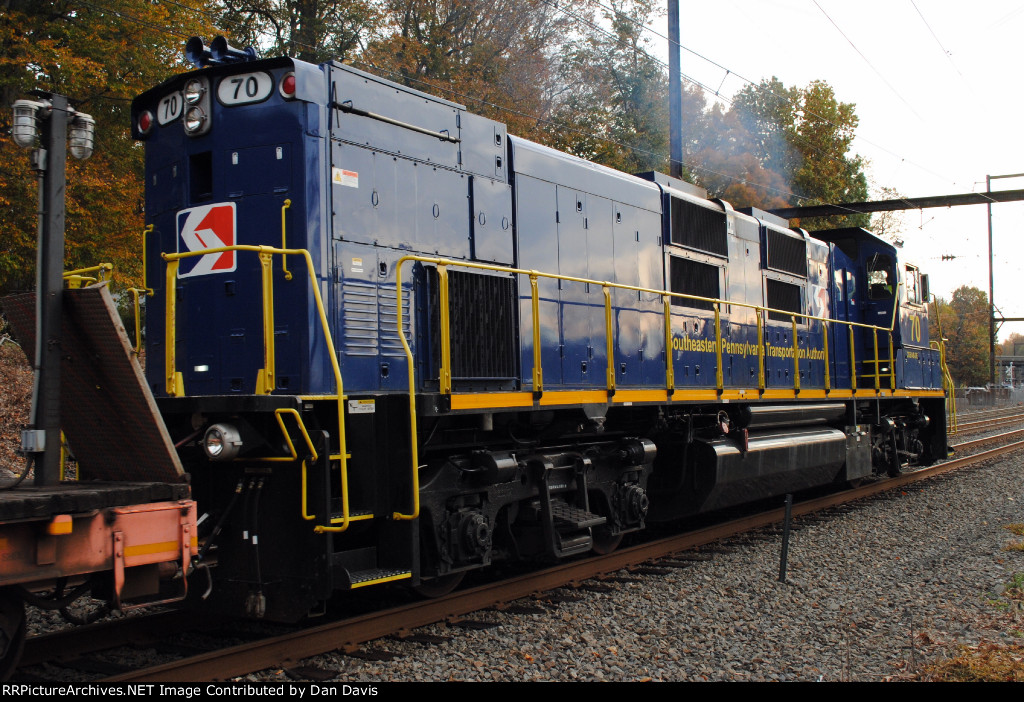 SEPTA 2GS14B-DE 70 on the Wire Train